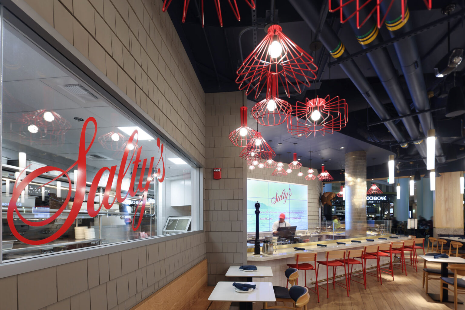 Salty's at the SEA - Explore SEA